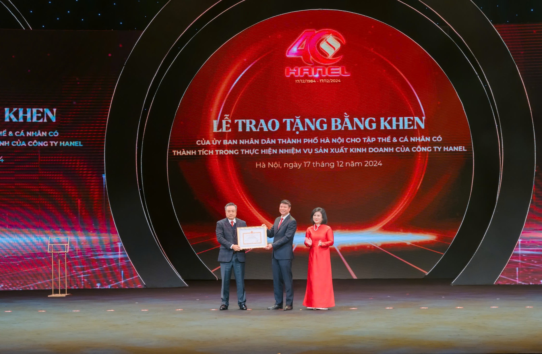Electronics business Hanel celebrates 40th anniversary with city merit