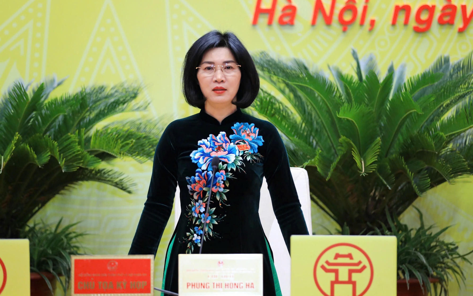 Phê chuẩn kết quả bầu Chủ tịch HĐND thành phố Hà Nội đối với bà Phùng Thị Hồng Hà