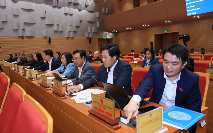 Hanoi approves resolution to accelerate land compensation process