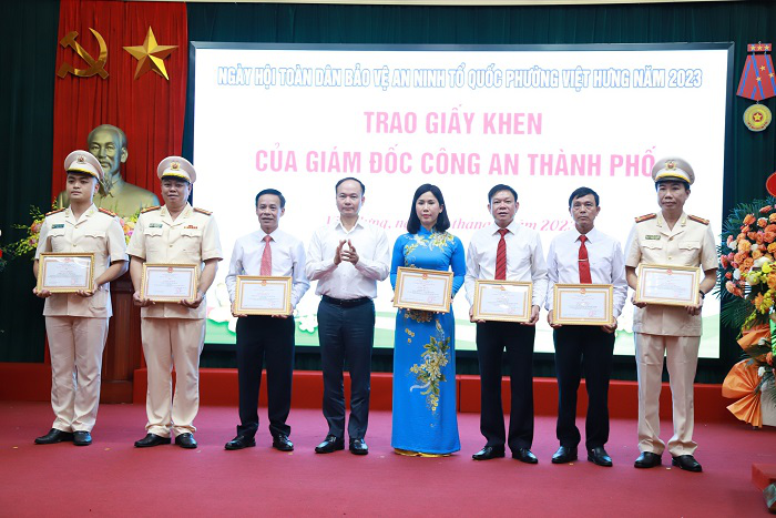 Long Biên phát huy sức mạnh toàn dân, bảo vệ an ninh Tổ quốc từ cơ sở